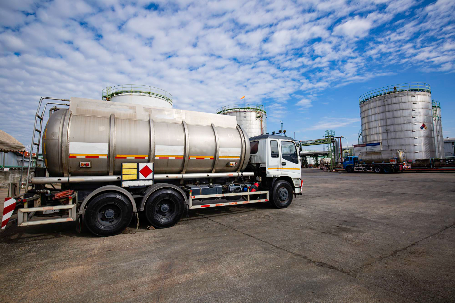 Oil Transporting – Voss Transport